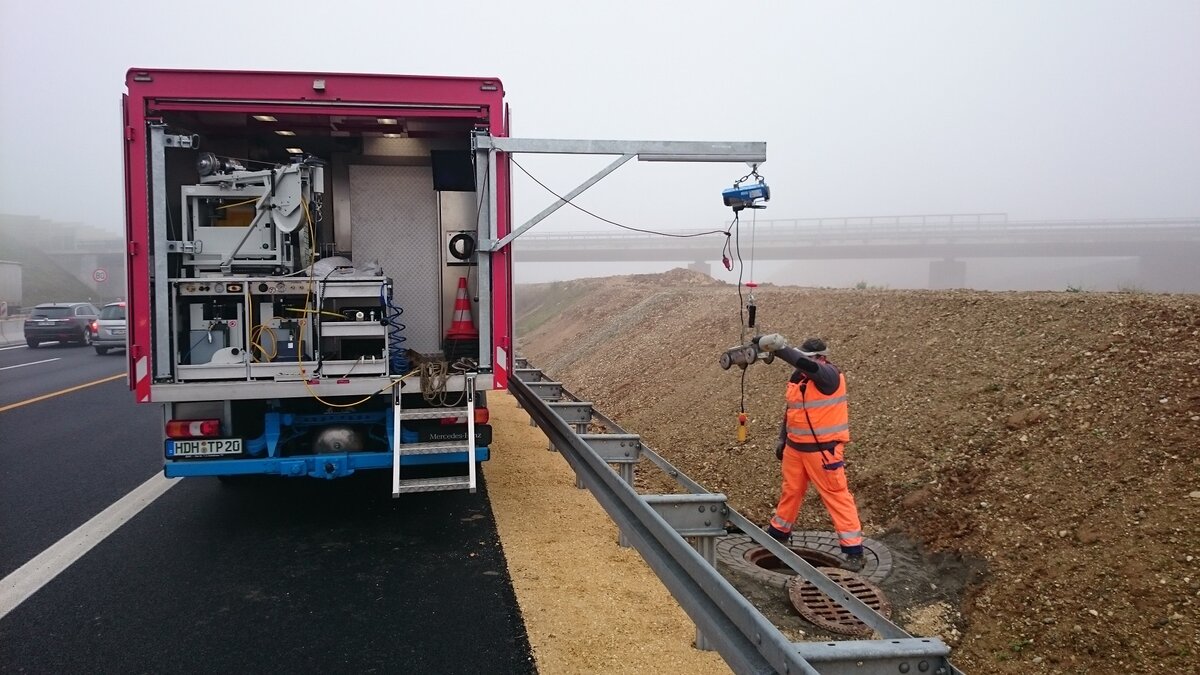 Convenient sewer inspection on the A8 - IBAK GmbH